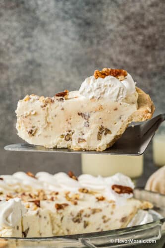 Pecan Cream Pie Recipe - Flavor Mosaic